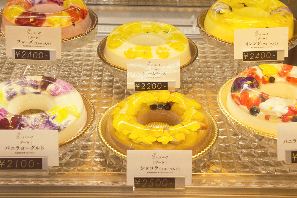 花のババロア havaro エディブルフラワー（食べれるお花）のババロア専門店 東京土産やクリスマスのカーネーションとしてもピッタリ